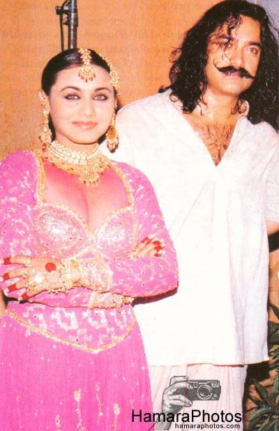 On the sets of The Rising - Aamir Khan and Rani Mukherjee / The Rising ...