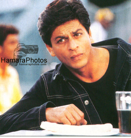 Still from Main Hoon Na / Main Hoon Na - Bollywood Photos