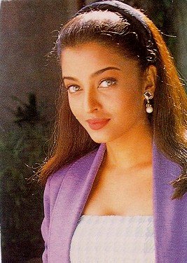 Aishwarya Rai / Aishwarya Rai Bachchan - Bollywood Photos