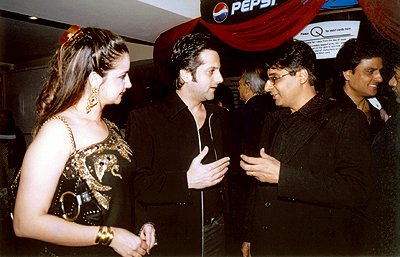 Premiere of Vaada / Party Life - Bollywood Photos