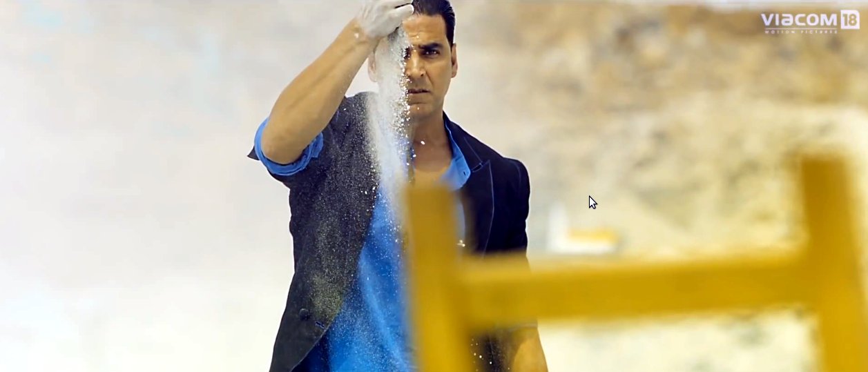Akshay Kumar in still from 2013 movie Boss / Boss - Bollywood Photos