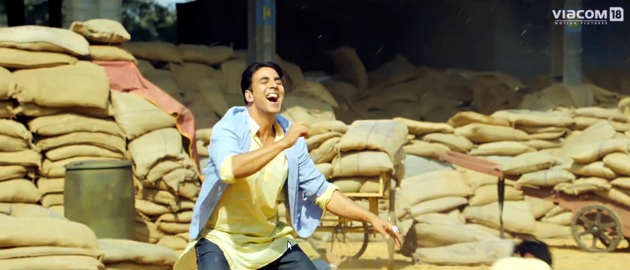 Akshay Kumar in still from 2013 movie Boss / Boss - Bollywood Photos