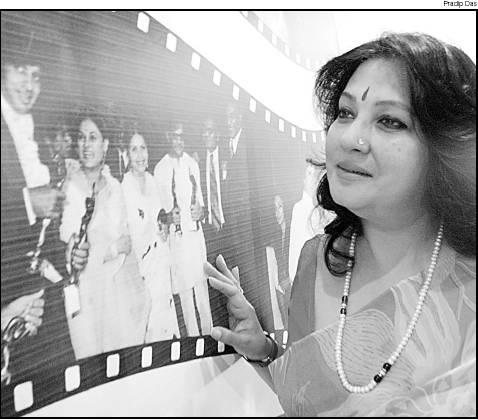 moonmoon1 / moon moon sen - Bollywood Photos
