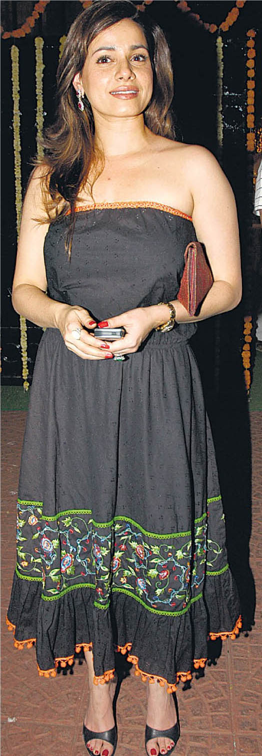 Neelam Kothari / Neelam Kothari - Bollywood Photos