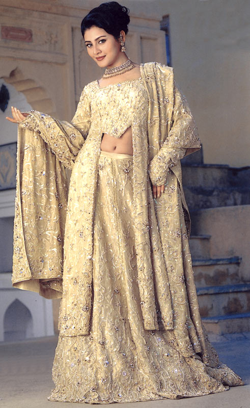 Rimi Sen / Rimi Sen - Bollywood Photos