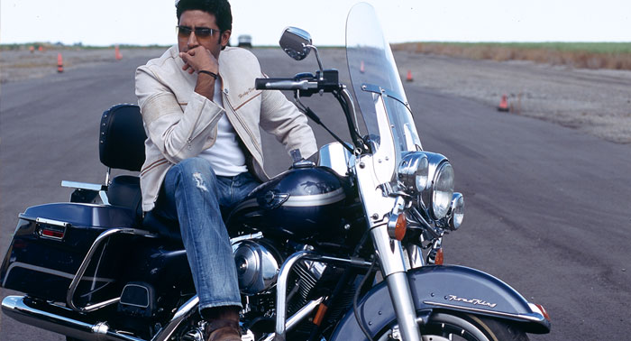 A very Suave Abhishek In Dus / Abhishek Bachchan - Bollywood Photos