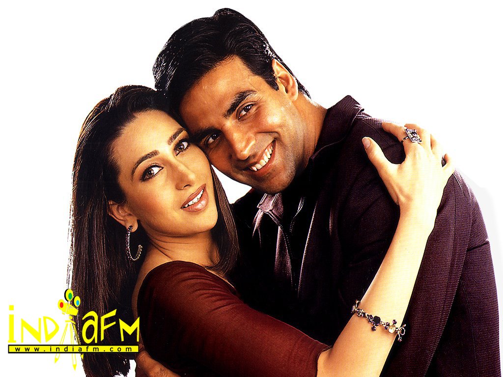 Karishma Kapoor and Akshay Kumar / Karishma Kapoor - Bollywood Photos