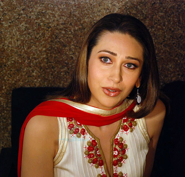 Karishma Kapoor / Karisma Kapoor - Bollywood Photos