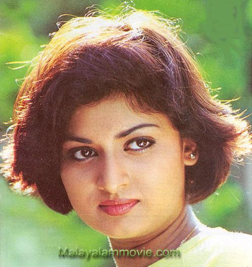 Geethu Mohandas / Geethu Mohandas - Bollywood Photos