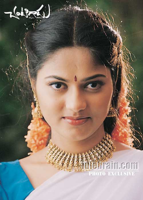 Suhasini / Suhasini - Bollywood Photos