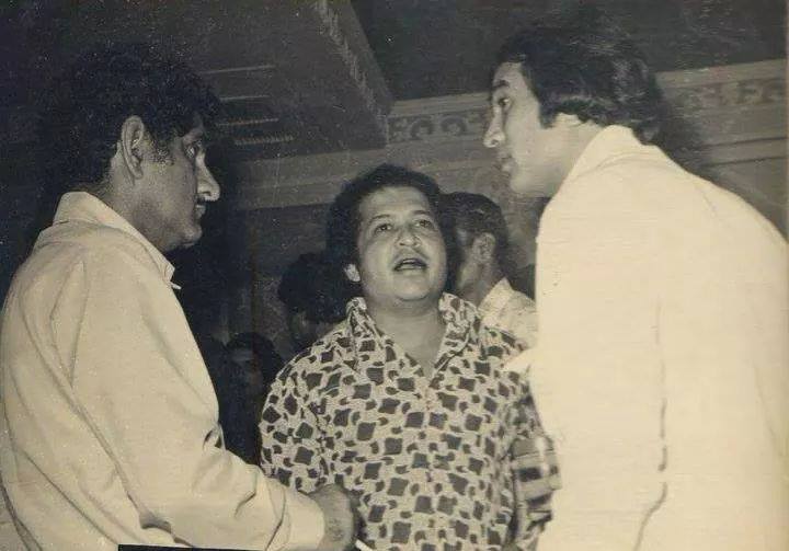 Laxmikant discussing with Rajesh Khanna & Anand Bakshi / Laxmikant ...
