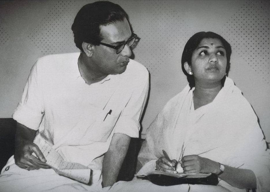 Hemant Kumar with Lata Mangeshkar / Hemant Kumar (singer and music ...