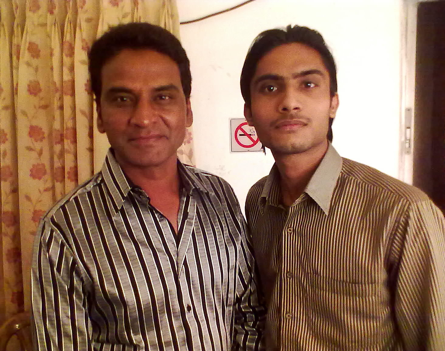 At Laxmikant Pyare Lal Night Event / Vvinu vyas - Bollywood Photos