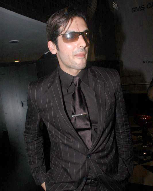 Zayed Khan at Speed Premiered At PVR Juhu - 7 / Zayed Khan - Bollywood ...