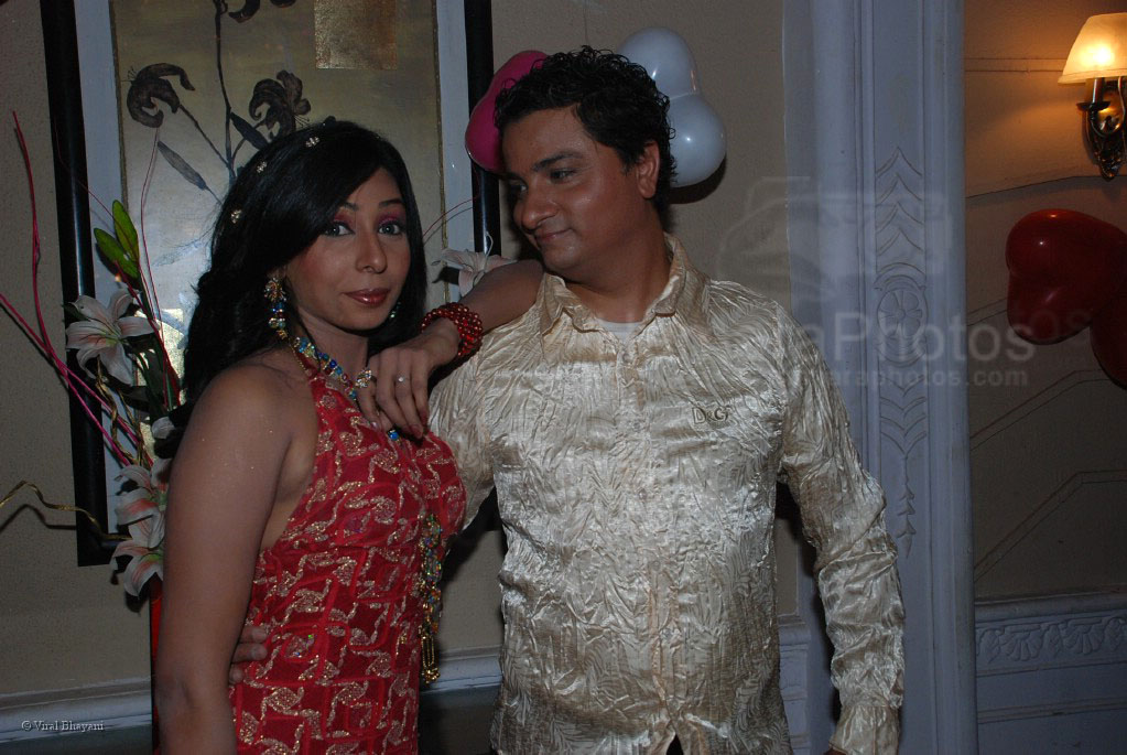 Simran Sachdeva at Aisi Deewangi music video in Filmcity on Jan 28 ...