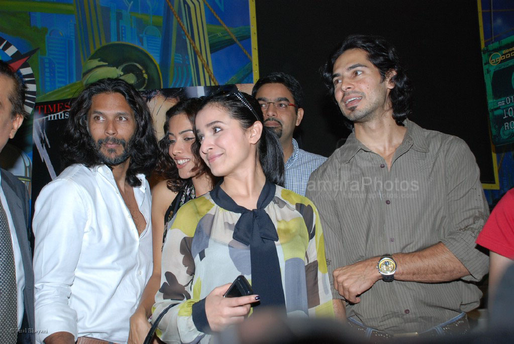 Milind Soman,Sheetal Menon,Simone Singh,Dino Morea at Bhram Music ...