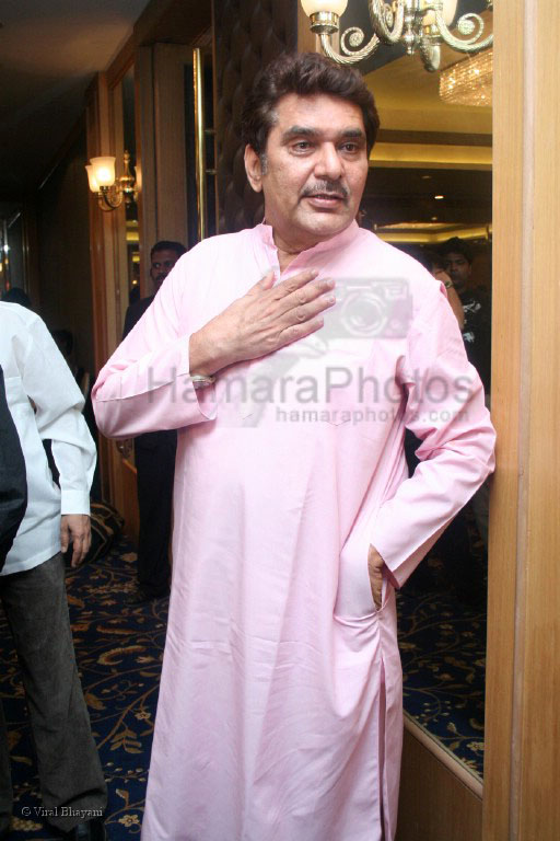 Raza Murad at Deshdrohi Press Meet on Feb 25th 2008 / Raza Murad ...