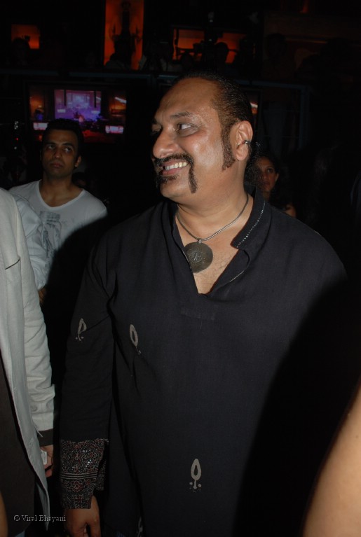 Leslie Lewis at the launch of Rolligstone magazine in Hard Rock Cafe on ...