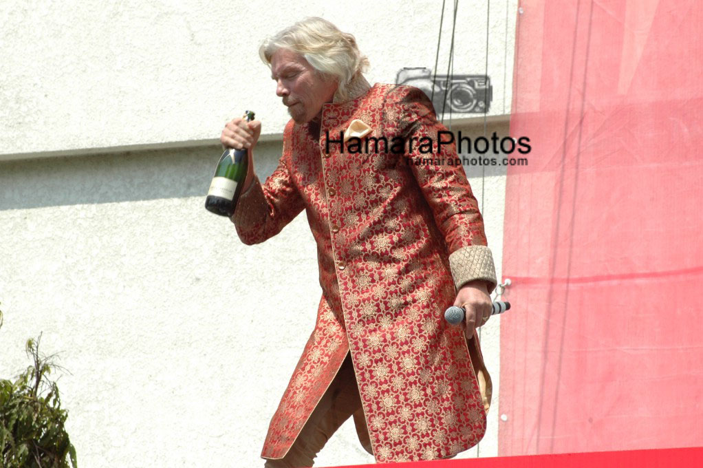 Richard Branson launches Virgin Mobile in India / Launch of Virgin ...