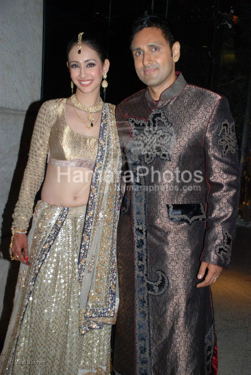 Parvin Dabas and Preeti Jhangiani wedding reception in Hyatt Regency on ...