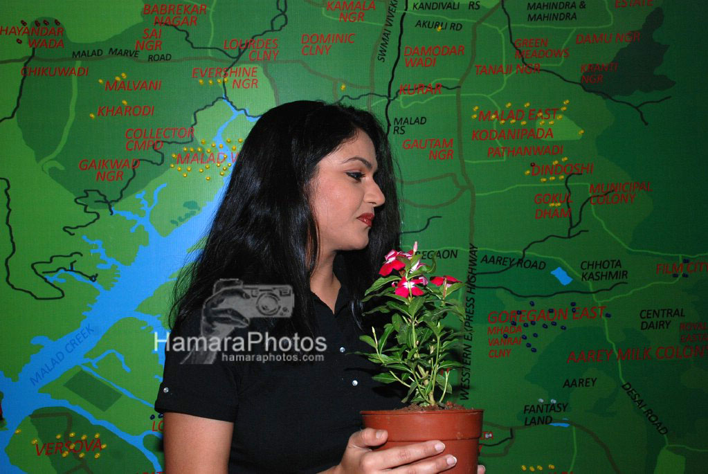 Gracy Singh promotes green Mumbai in Inorbit Mall on March 17th 2008 ...