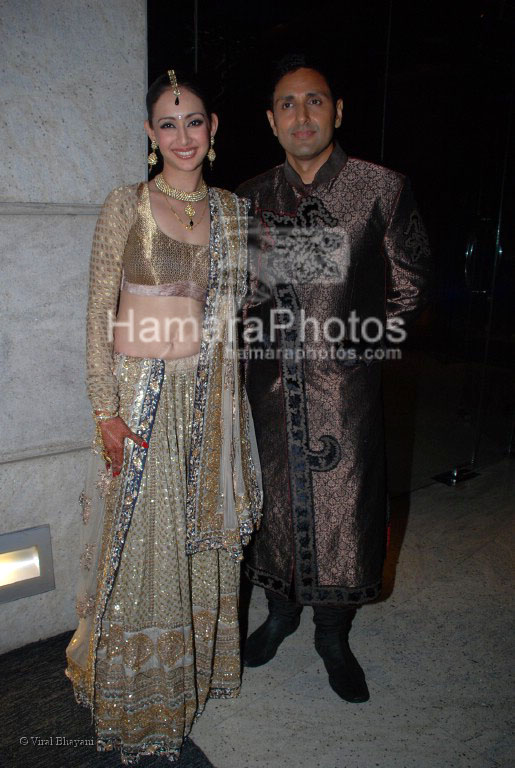 Parvin Dabas and Preeti Jhangiani wedding reception in Hyatt Regency on ...