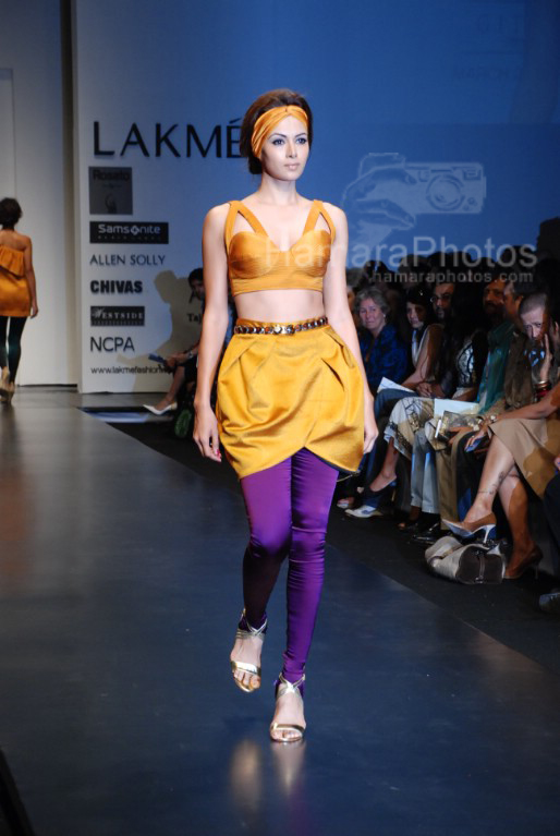 Models at Lakme Fashion Week Ramp Walk on March 29th 2008 / Lakme ...