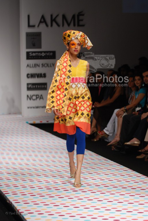 Model at Lakme Fashion Week Ramp Walk for Portico on March 29th 2008 ...