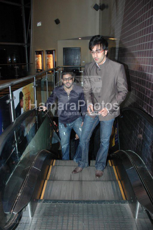 Ranbir Kapoor at Shaurya premiere in PVR Juhu on April 3rd 2008 ...