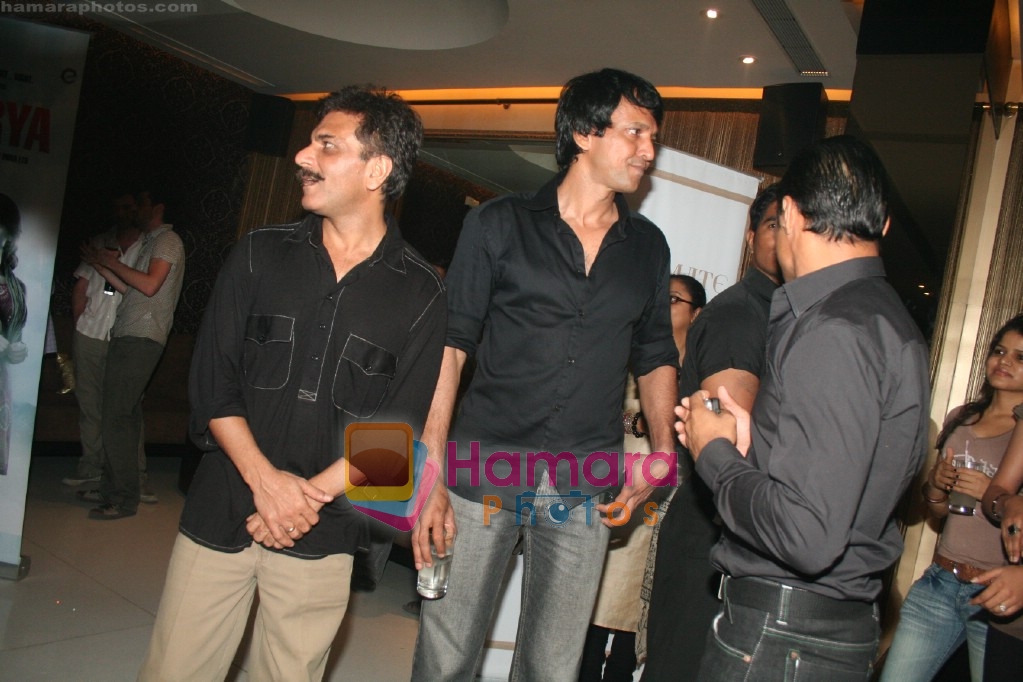 Kay Kay Menon and Rahul Bose at Shaurya success bash in D Ultimate Club ...