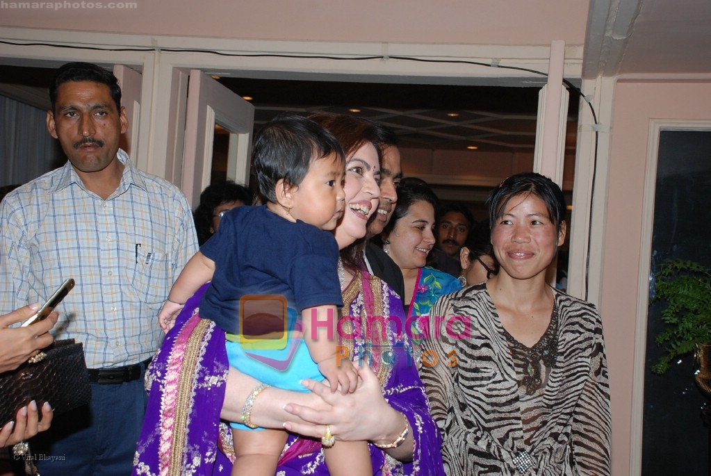 Neeta Ambani at CNN IBN Real Heroes Awards in Hilton Towers on April ...