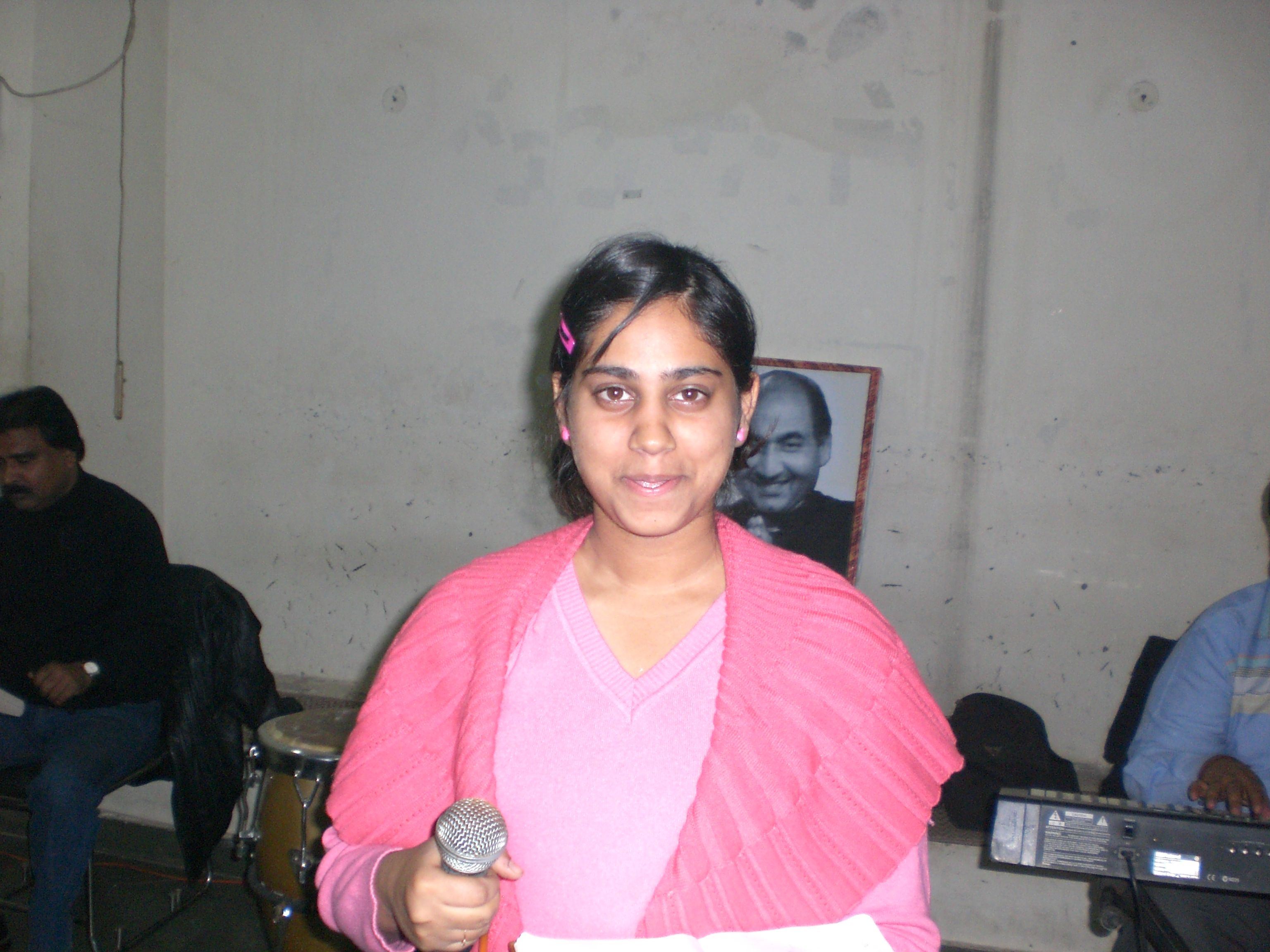 Members of Rafi Foundation Memorial Society in Delhi celebrating 84th ...