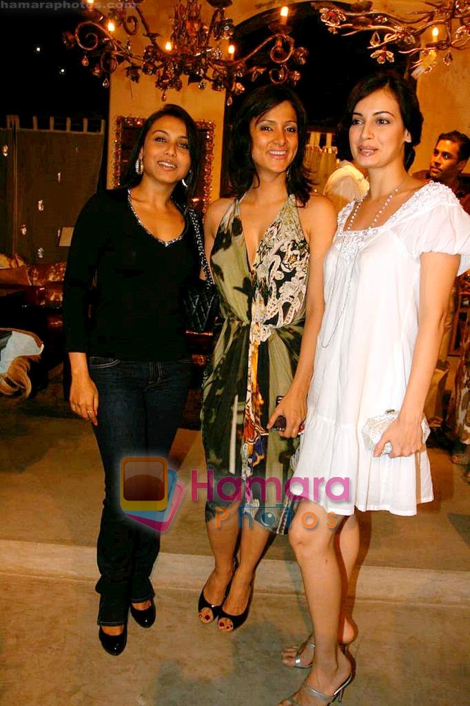 Rani Mukherjee, Tania Deol, Dia Mirza at Tania Deol's interiors at Good ...