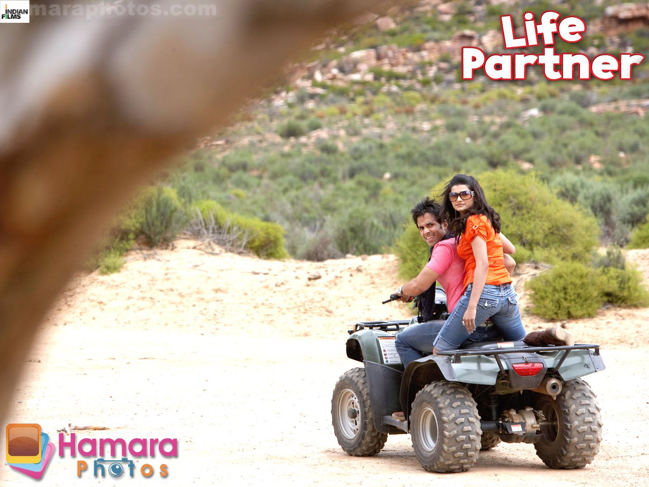 Tusshar Kapoor, Prachi Desai Wallpaper of movie LIFE PARTNER / Life ...