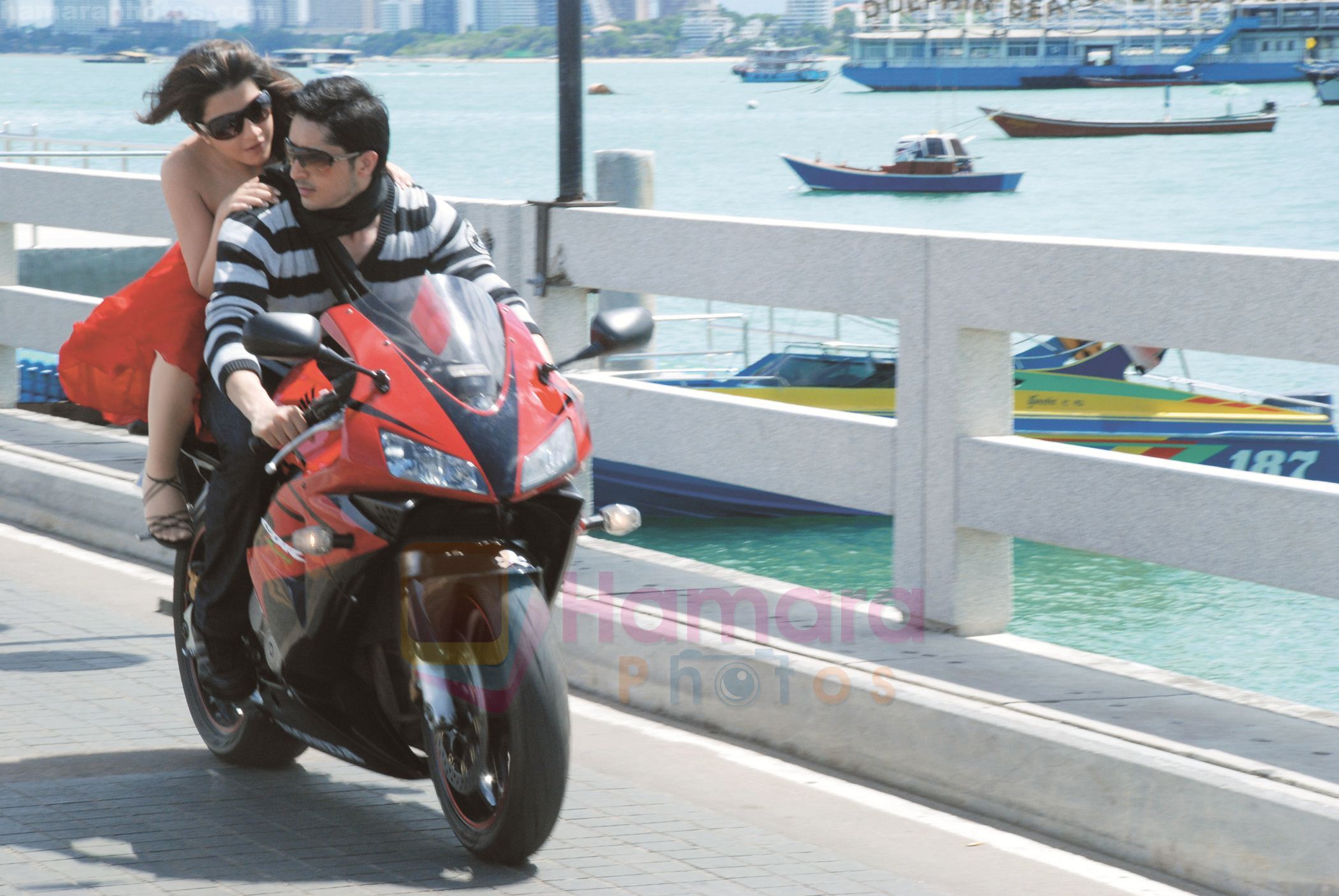 Samir Aftab, Jahan Bloch in still from the movie Krantiveer - The ...