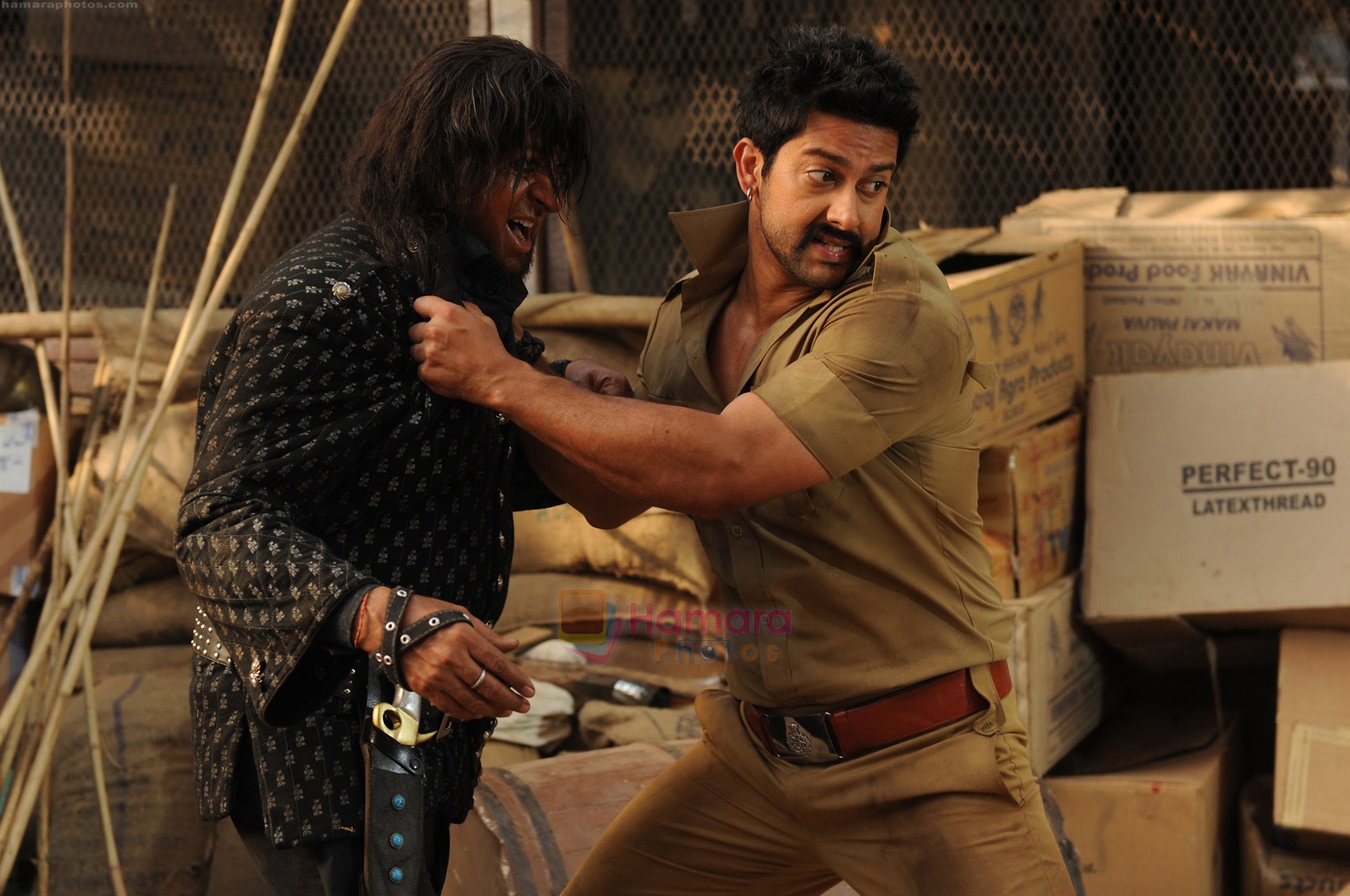 Aftab Shivdasani, Gulshan Grover in Still from the movie Bin Bulaye ...