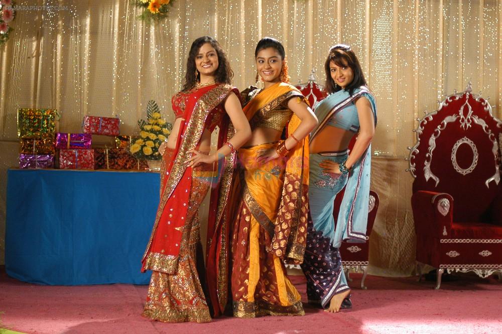 Duniya Movie Stills / Duniya Movie Stills - Bollywood Photos