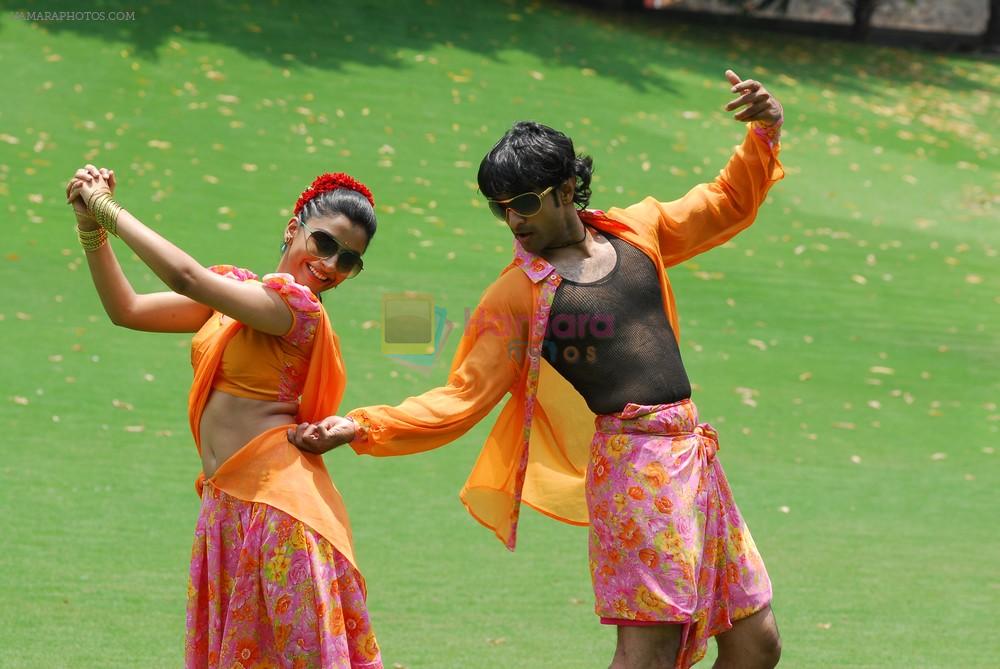 Duniya Movie Stills / Duniya Movie Stills - Bollywood Photos