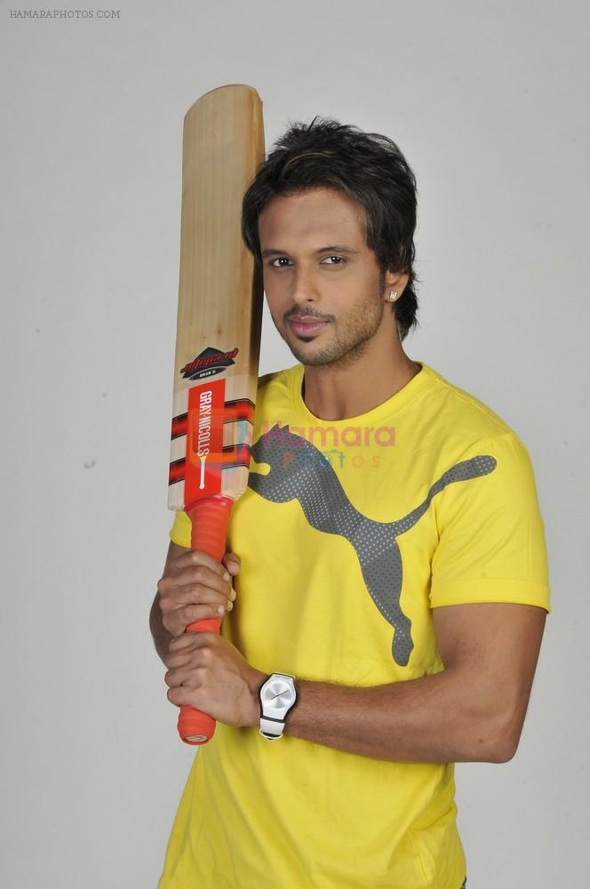 Adarsh Balakrishna in Cricket Girls and Beer Movie Stills / Cricket ...