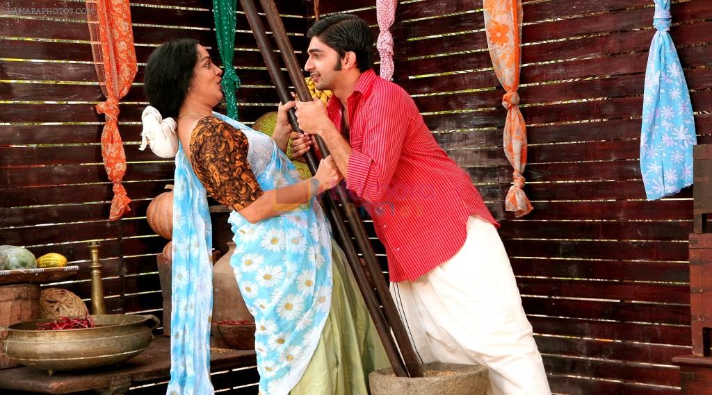 Swetha Menon, Sreejith Vijay in Rathinirvedam Movie Stills ...