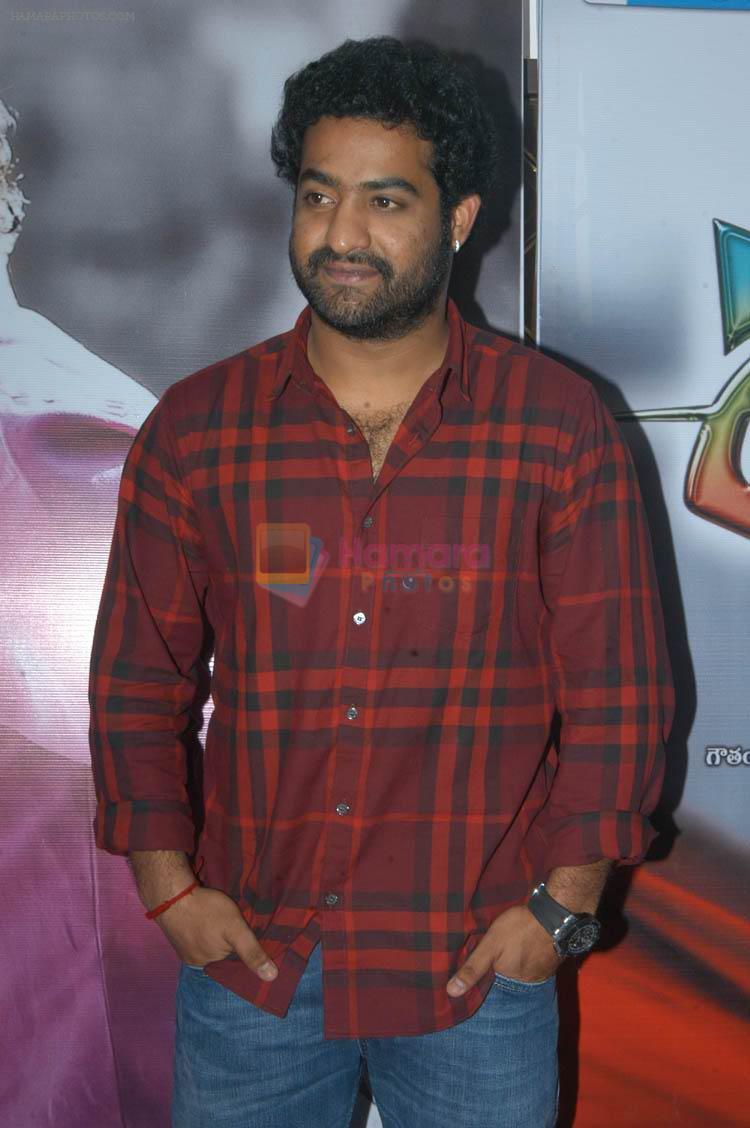 Junior NTR's casual shoot at the Oosaravelli Movie Press Meet on ...
