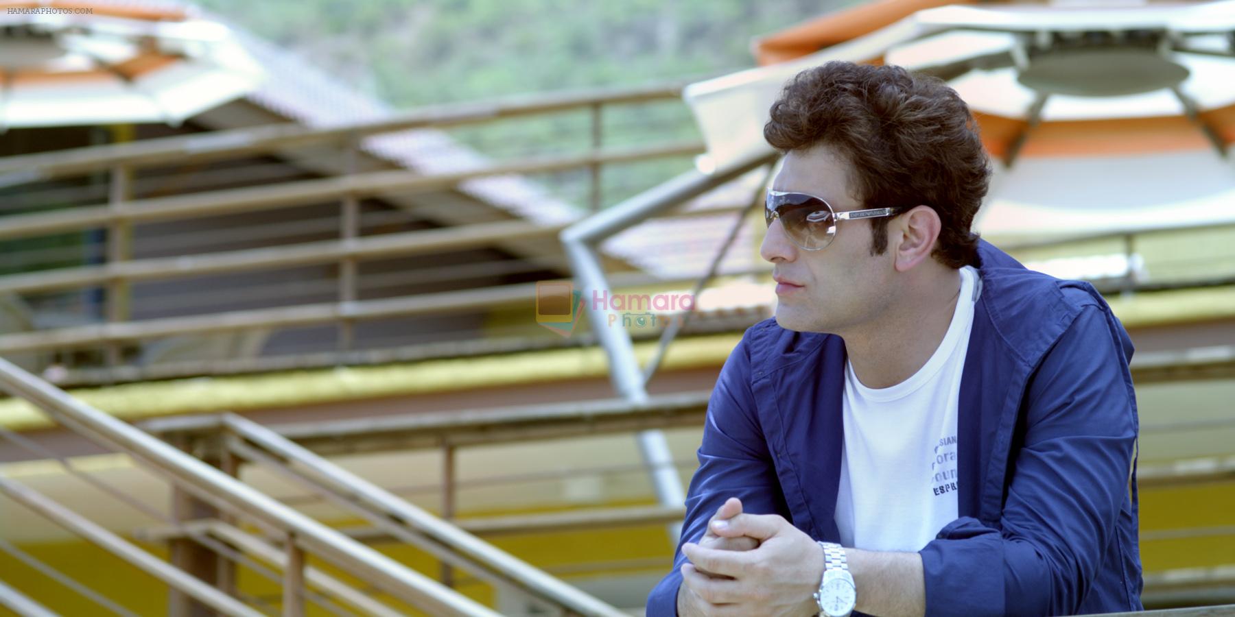 Shiney Ahuja in the still from movie Ghost / Ghost - Bollywood Photos