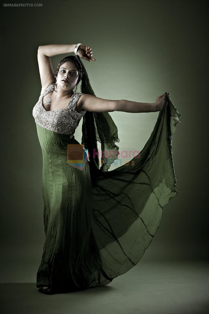 Deepali Phadnis / Deepali Phadnis - Bollywood Photos