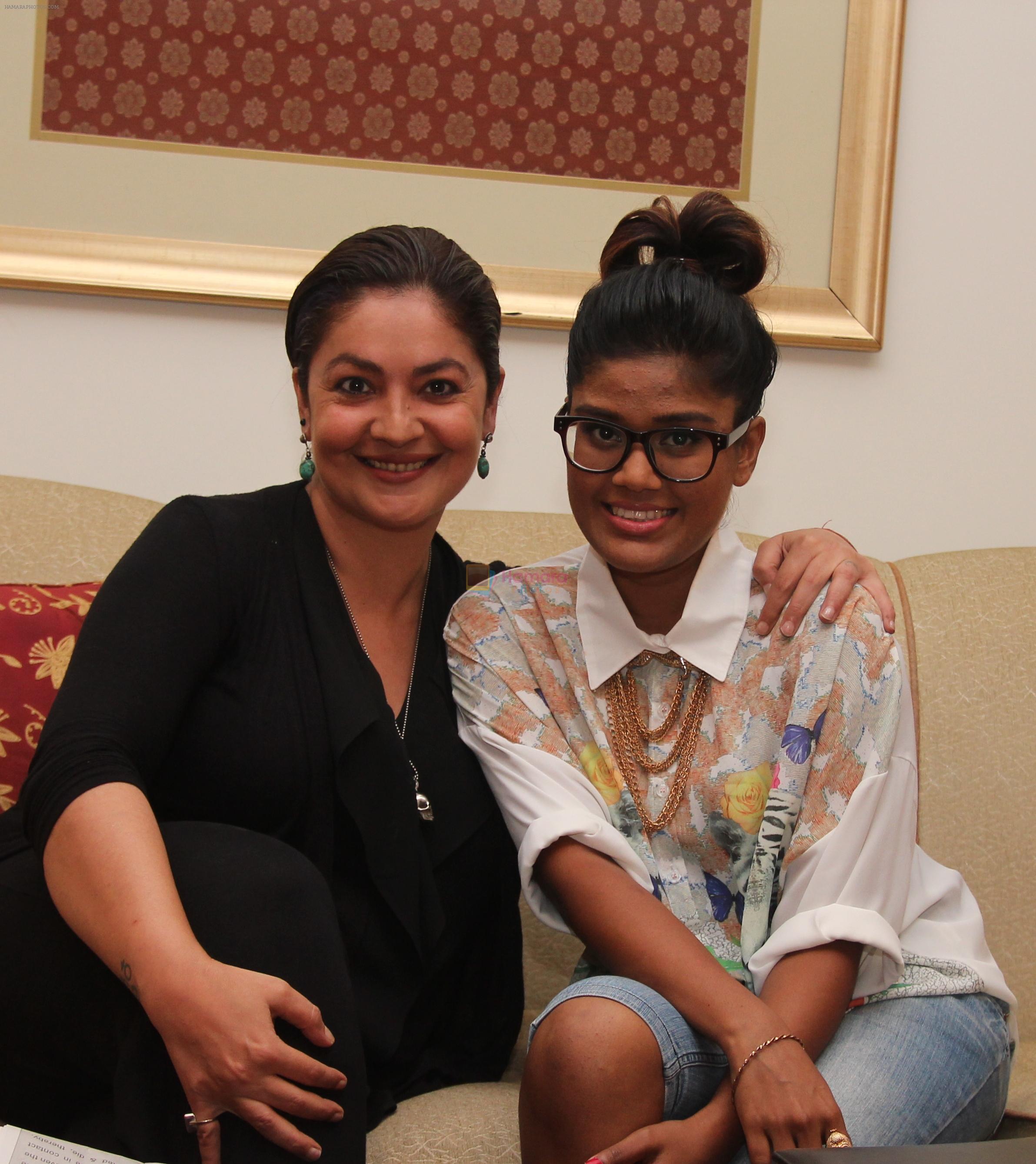 Pooja Bhatt in conversation with Unoosha, the Maldivan singer to be ...