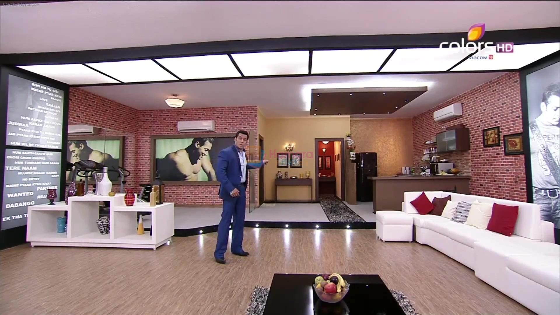 Salman Khan in Bigg Boss Set in Season 7 - Day 6 / Bigg Boss - Saath7 ...