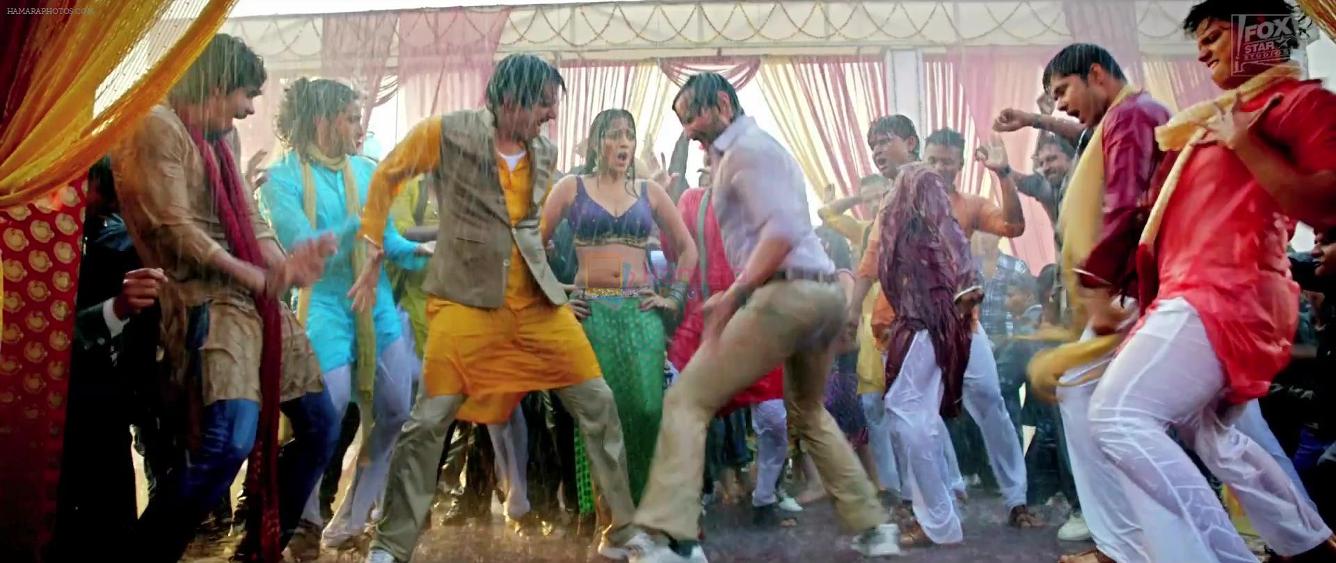 Saif Ali Khan, Jimmy Shergill in Bullett Raja movie still / Bullett ...