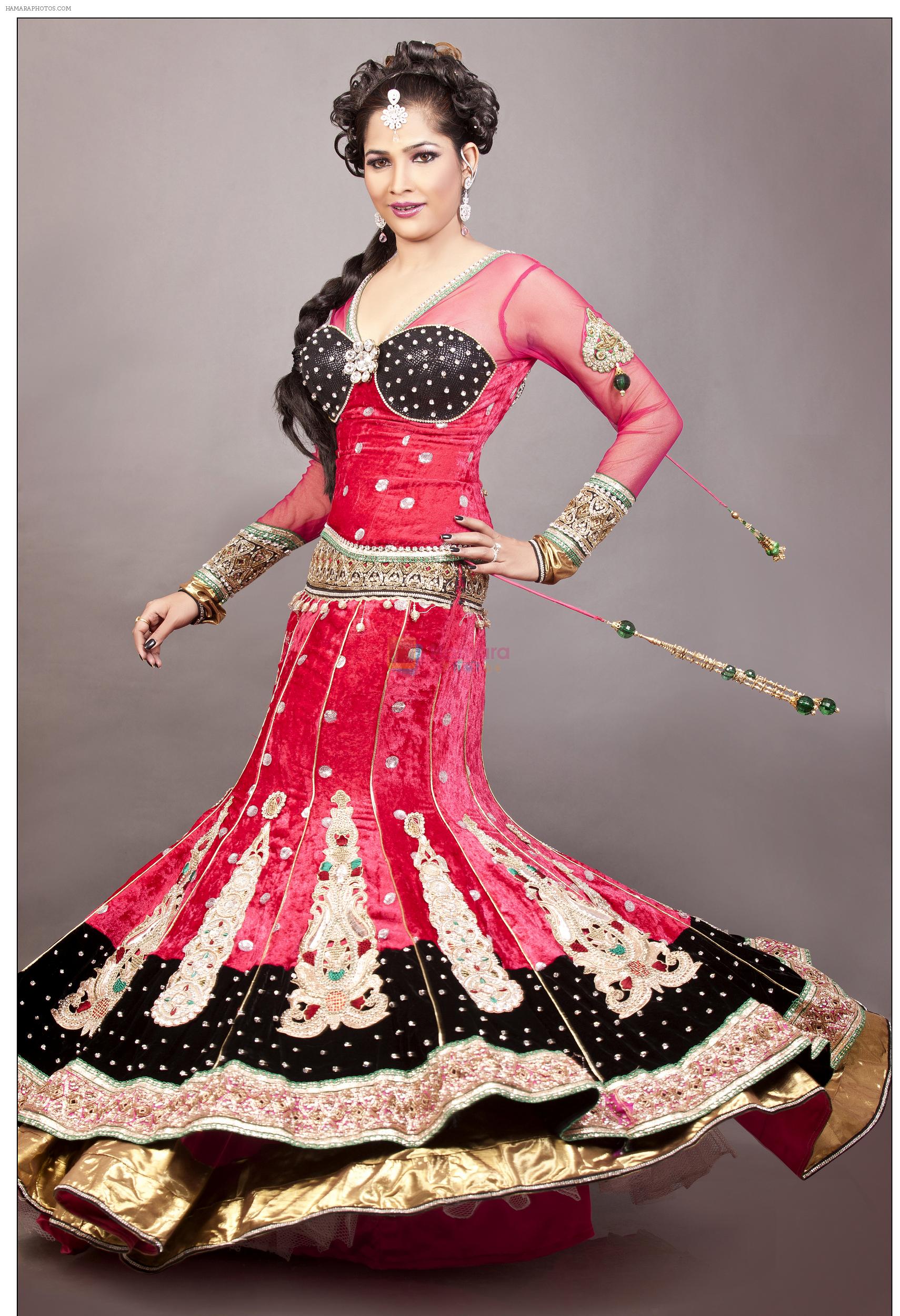 Tanisha Singh / Tanisha Singh - Bollywood Photos