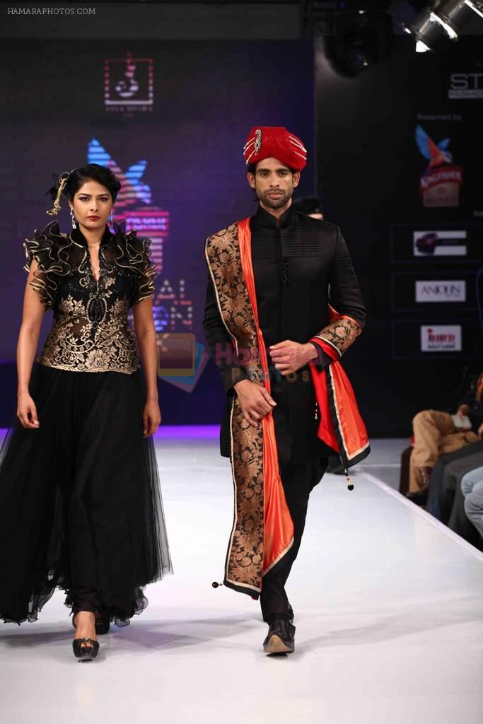 Model walks for Jaya Misra at Bengal Fashion Week day 1 on 21st Feb ...