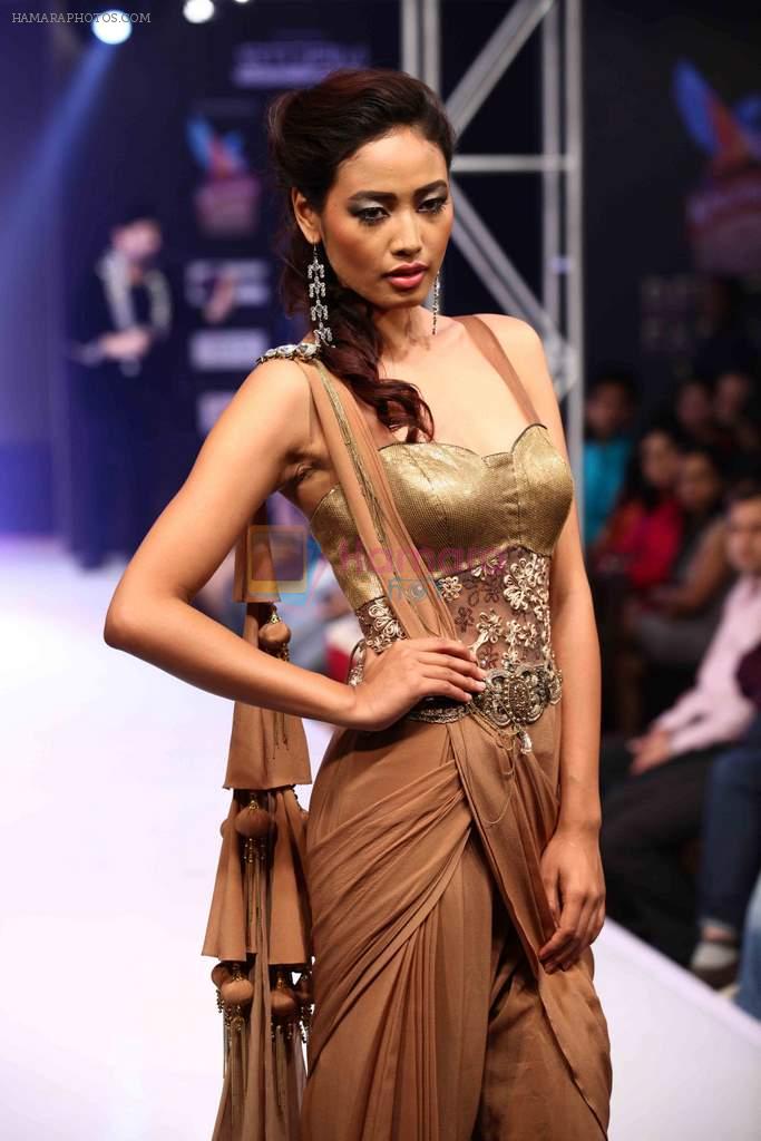 Model walks for Jaya Misra at Bengal Fashion Week day 1 on 21st Feb ...