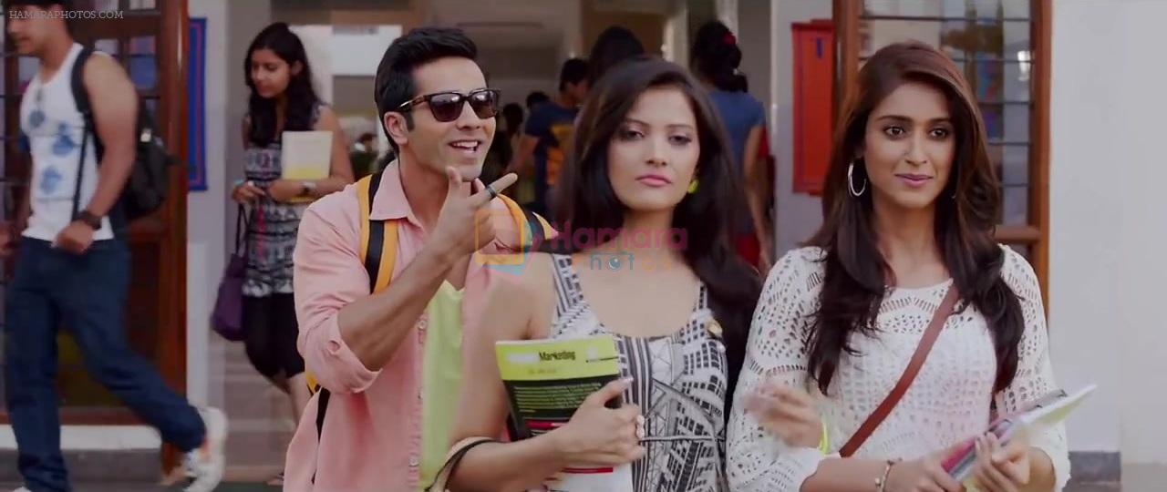 Varun Dhawan, Ileana D'Cruz in Main Tera Hero movie still / Main Tera ...